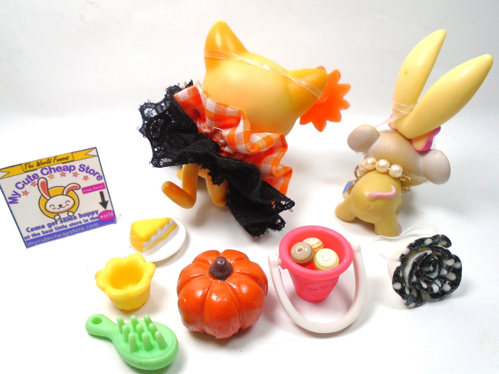 Littlest Pet Shop short hair cat #339 "Brooke" with cute accessories ...